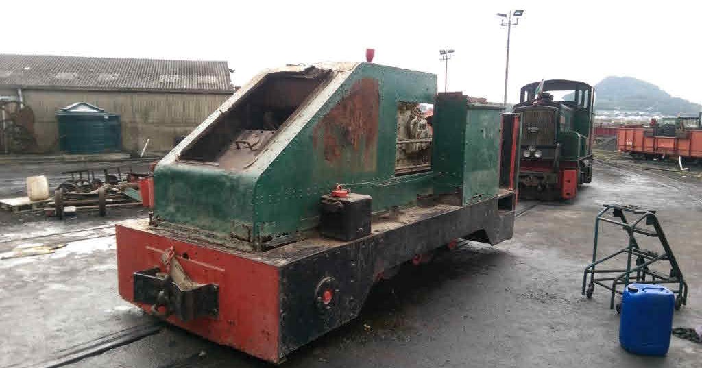 Kerr Stuart 4415: A Removable Panel