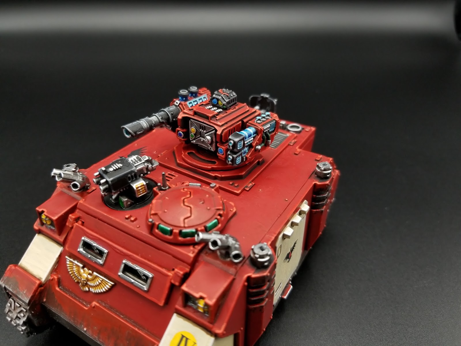Tigurius's Omnis Arcanum Models: Blood Raven Rhino & Razorback