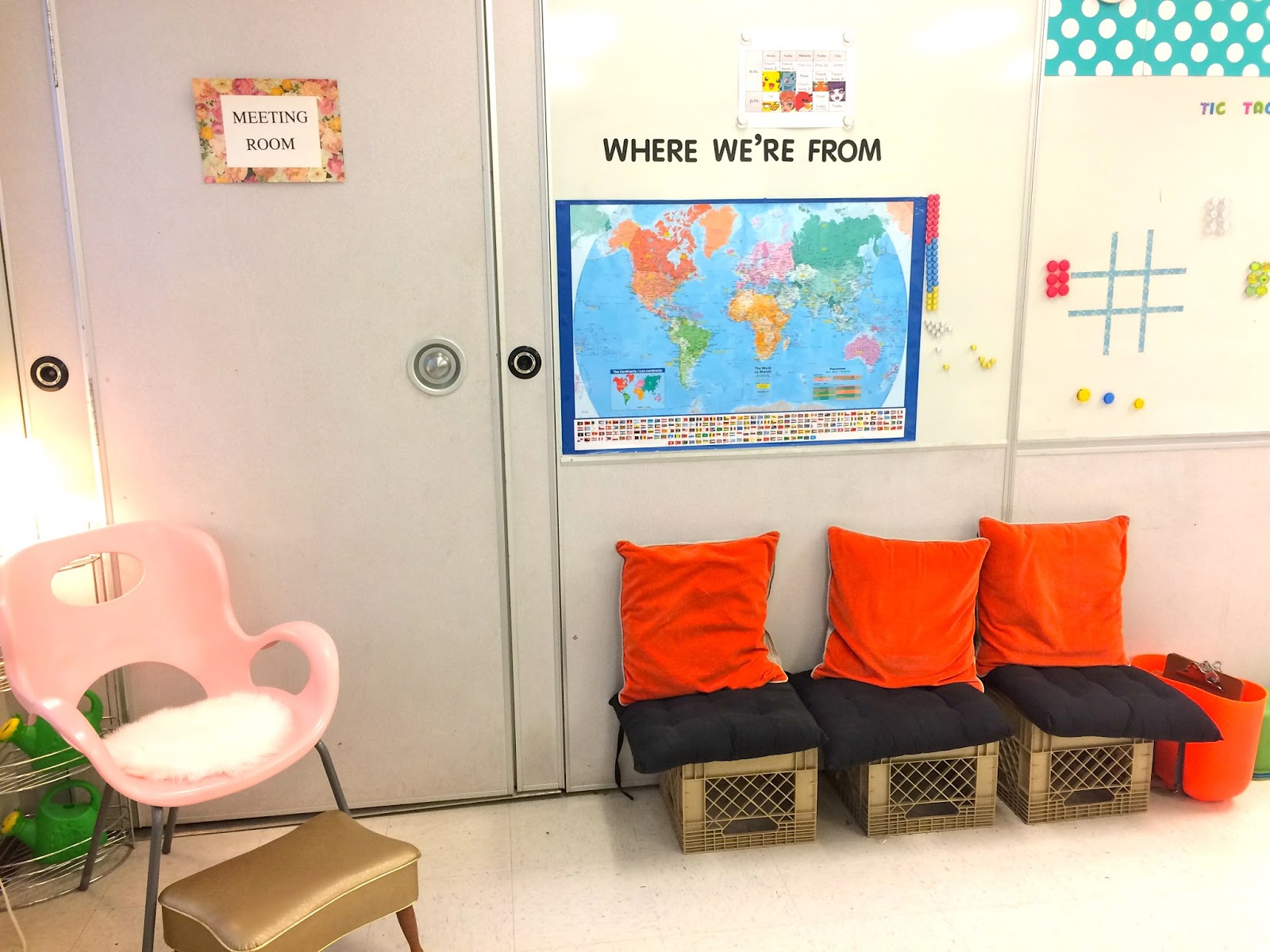 The Urban Teacher: Classroom Reveal: Photos of my grade 4 classroom ...