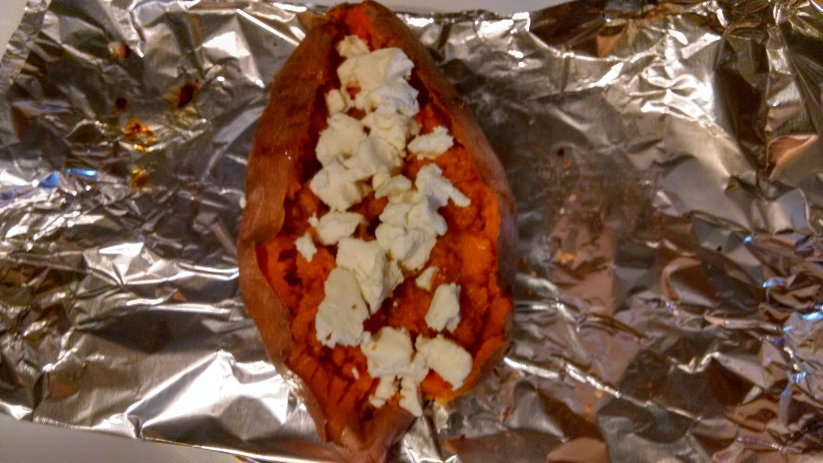 Erin Eats in Texas : Goat Cheese and Cherry Sweet Potato