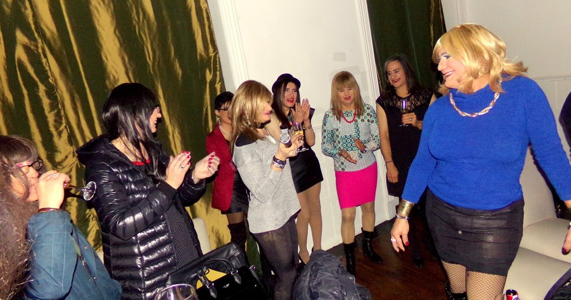 Crossdresser Club Arg: REUNION CROSS JUNIO