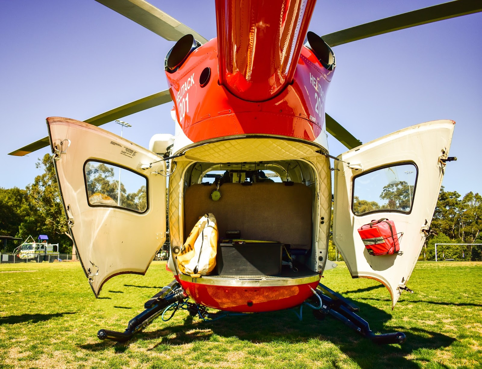 NSW RADIO AND COMMUNICATIONS - by Michael Bailey: RFS HELICOPTERS ...