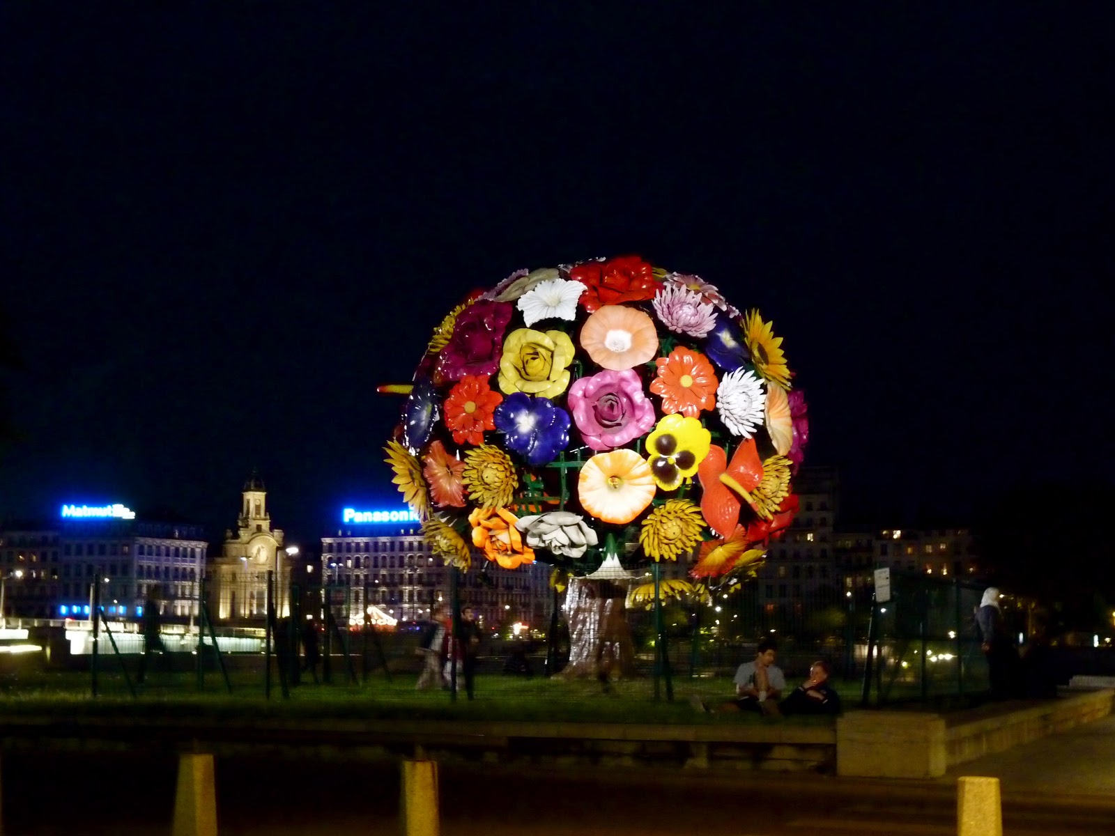 ByRominaPerez: Lyon,France's Flower Tree by Choi Jeong Hwa