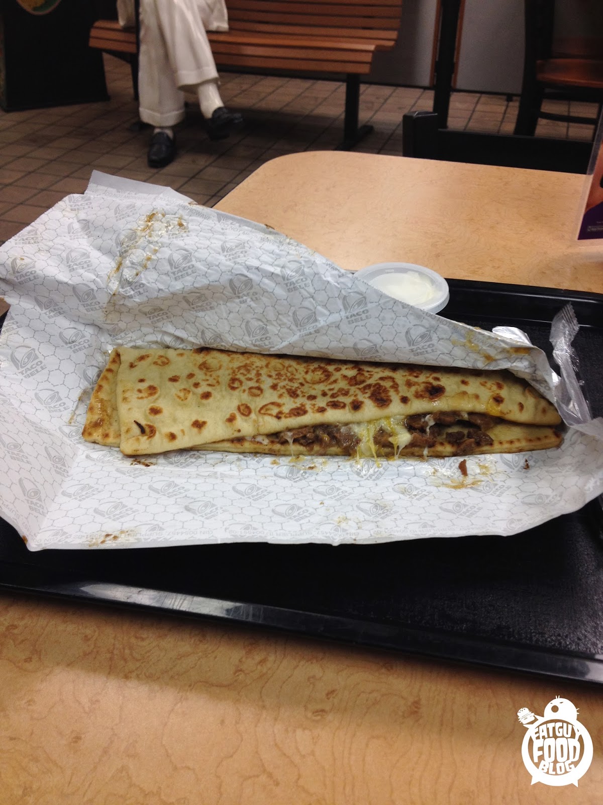 FATGUYFOODBLOG: Taco Bell: Triple Steak Stack