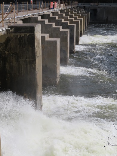 Simon St. Laurent, Squibber: Trent, Ontario: Dam at Lock 4 - Part Two