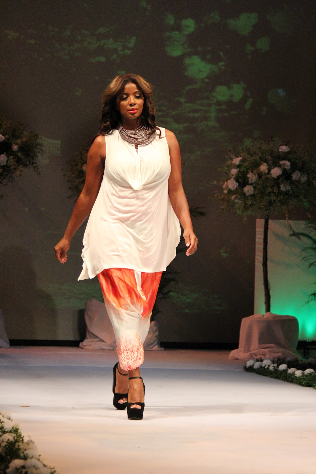 CURVY FASHION EXCHANGE: EVIE FOSTER at FFFWEEK 2012