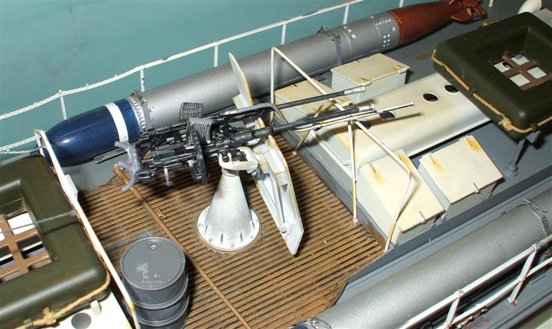 Model Building: SCHNELLBOOT S.100 1/35 SCALE