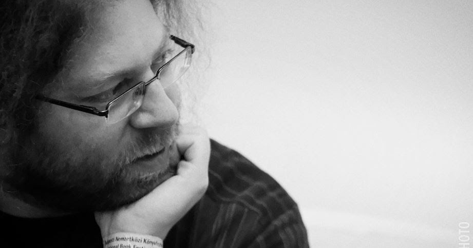 A hét verse - Varró Dániel: Email