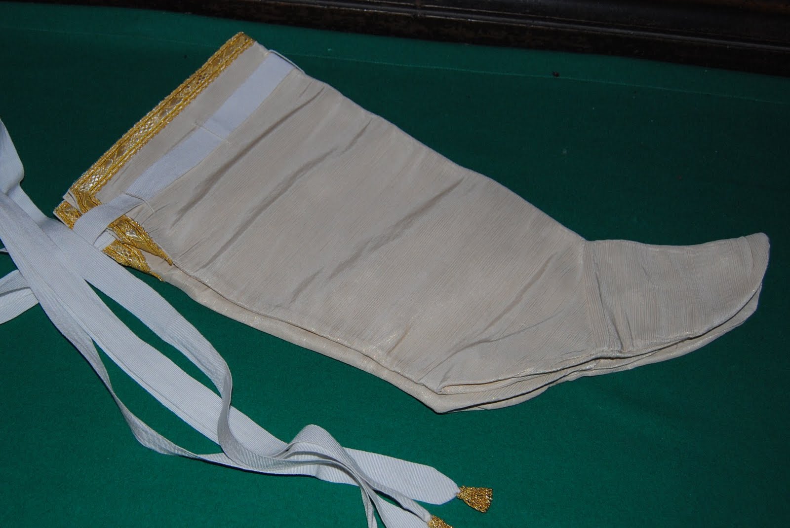 Orbis Catholicus Secundus: Buskins