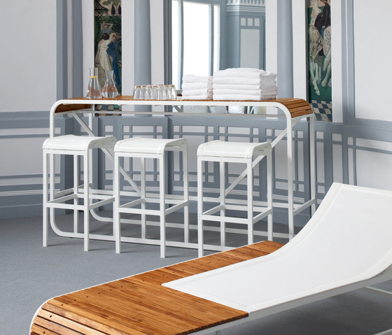 avant garde design: monday & tandem outdoor seating