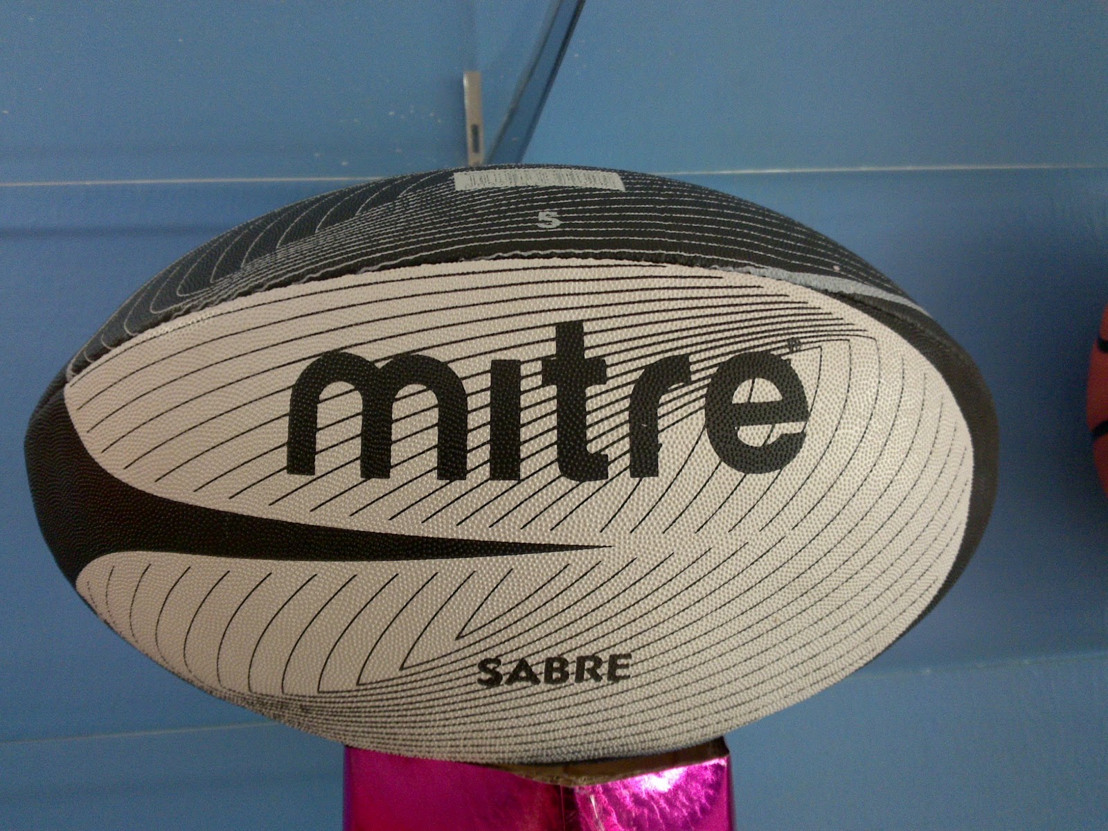 1-Mega Sport Centre "...: BOLA RAGBI MITRE