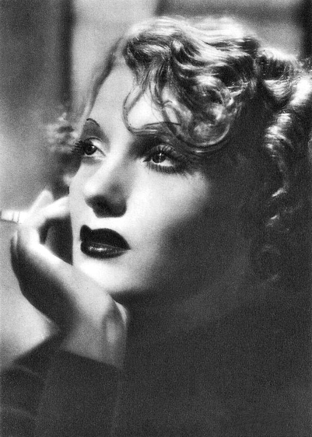 Vintage pics: 22 συναρπαστικές Ιταλίδες σταρς του 1930 - Carmen Boni ...