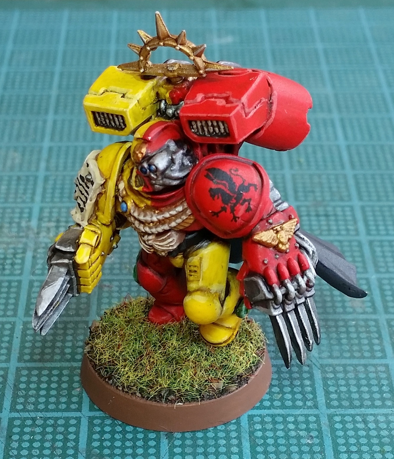 Howling Griffons Twitter Challenge