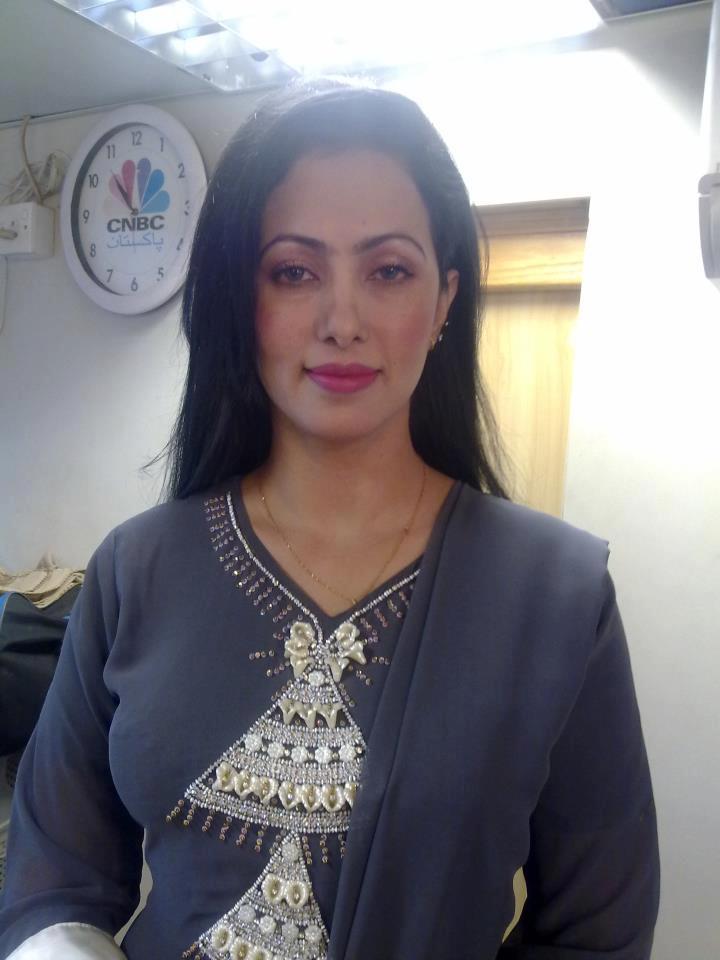 Sindhi World : Gul e Afreen Khan latest images