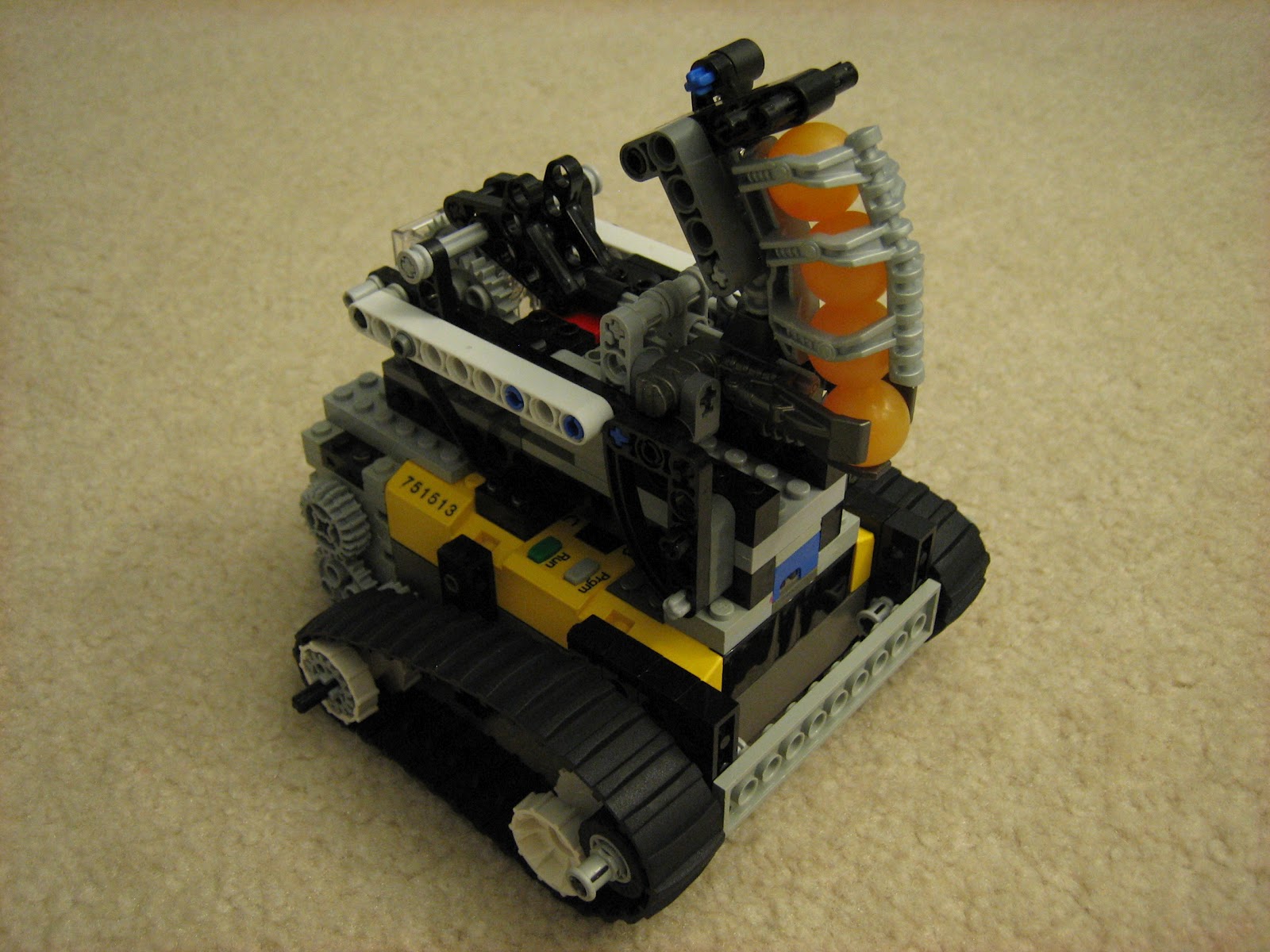 LEGOs and Robots: RIS 2.0 Zamor Tank