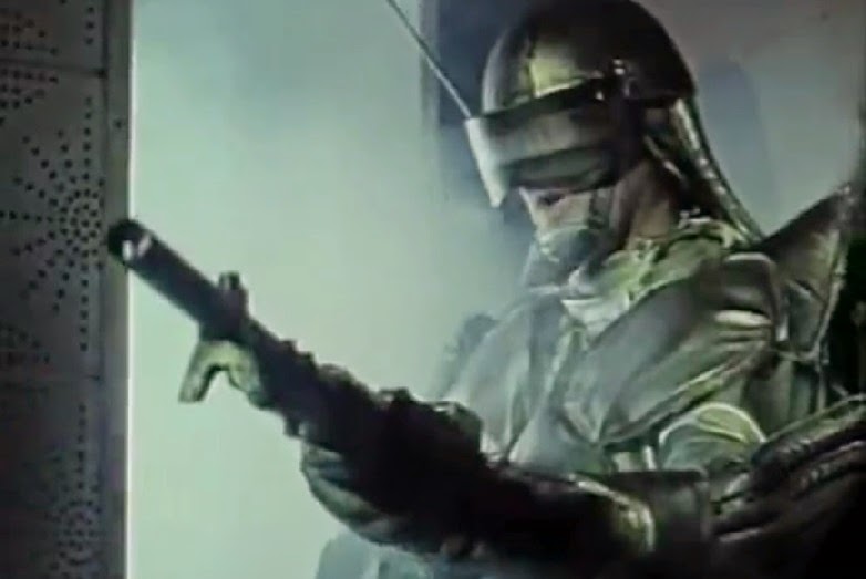 The Bloody Pit of Horror: Robo Vampire (1988)