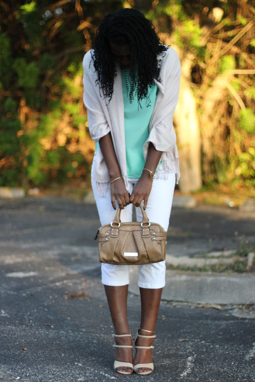 Kreyola's Journeys: What I Wore: Mint Green & Tan - A Lovely Color ...