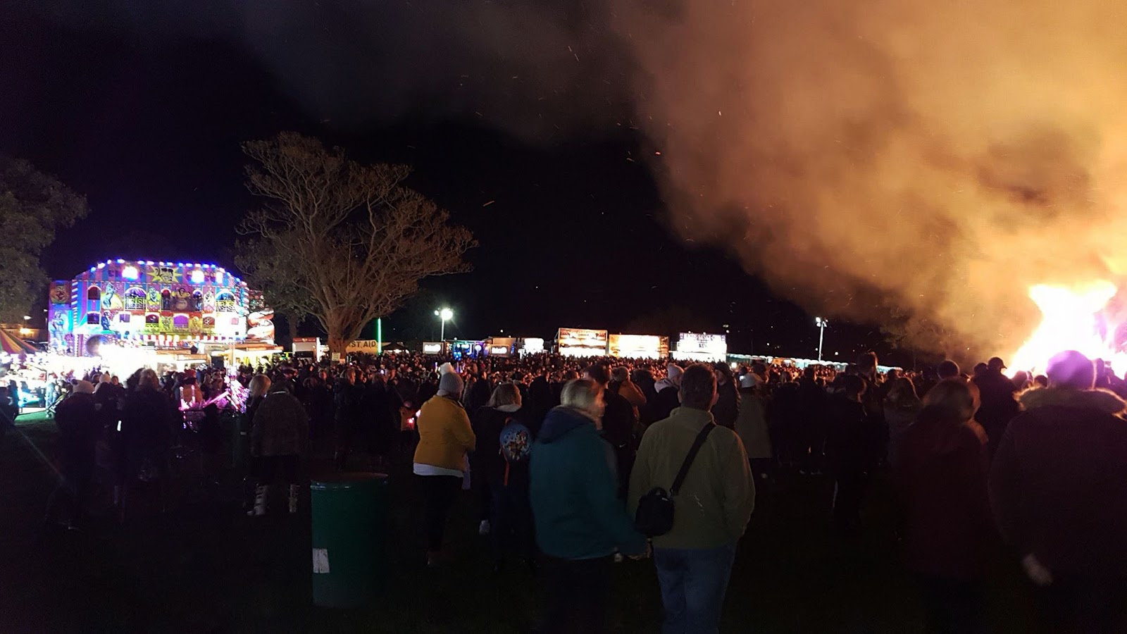 Porsche-noir: Betley Bonfire The UK.