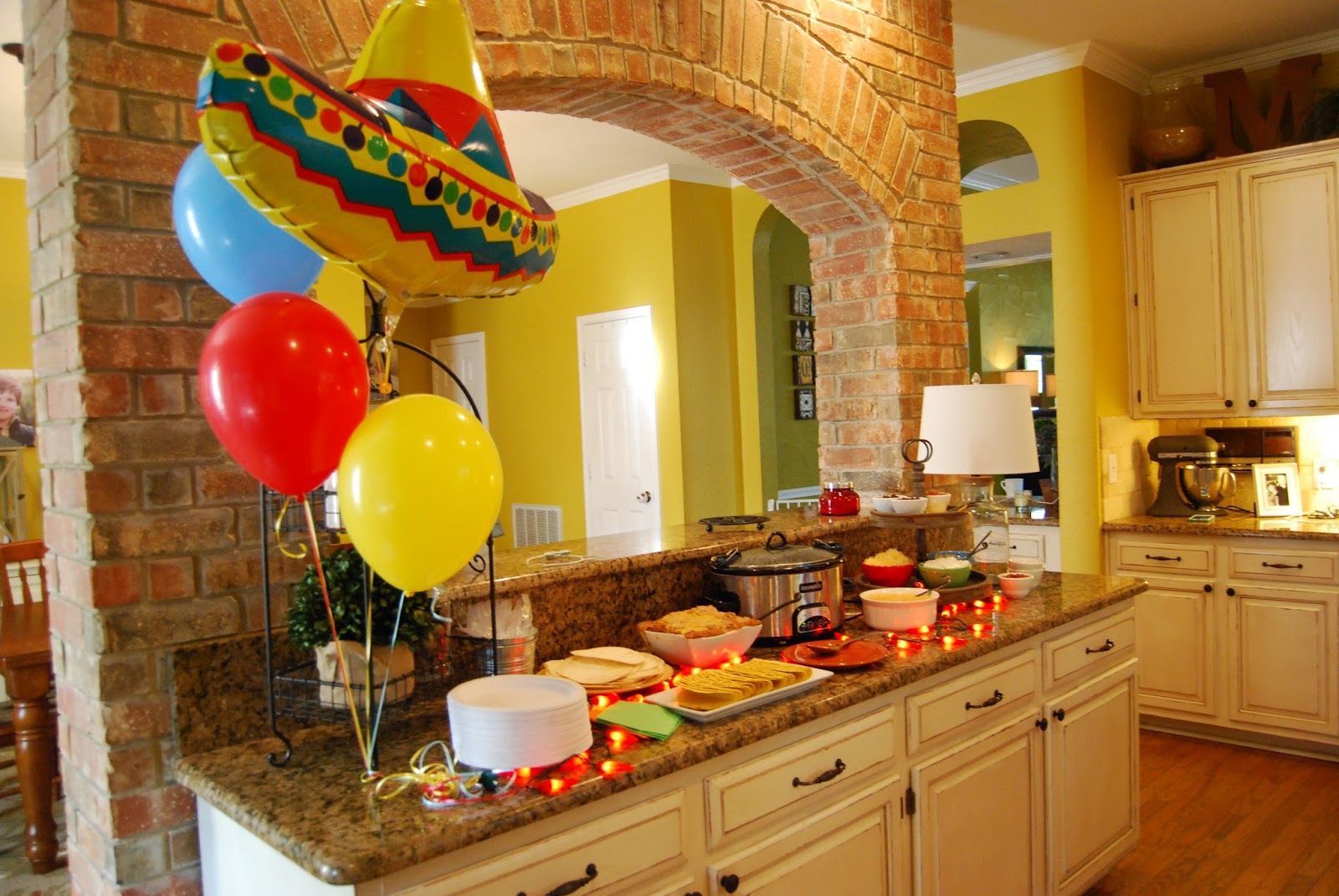 Momfessionals: Family Fiesta