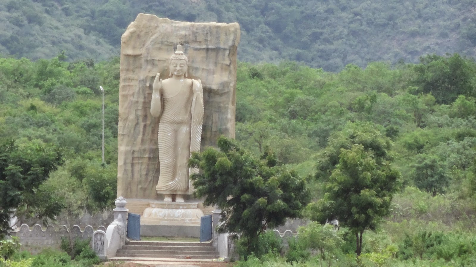 Buddhavanam & Buddha Museum Images at Nagarjunasagar | AP Heritage