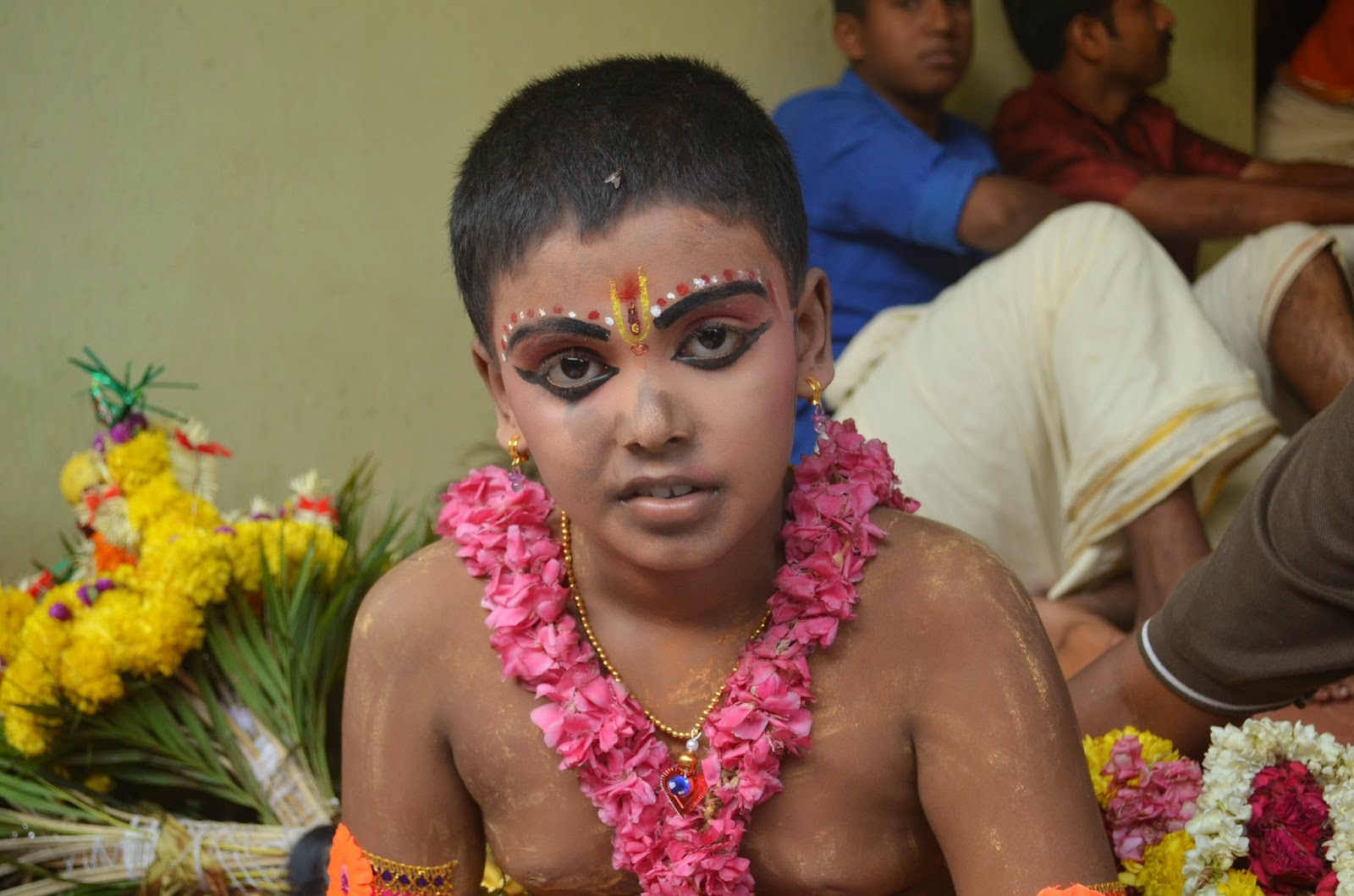 Attukalpongala: Kuthiyottam : the warriors of Attukal bhagavathy