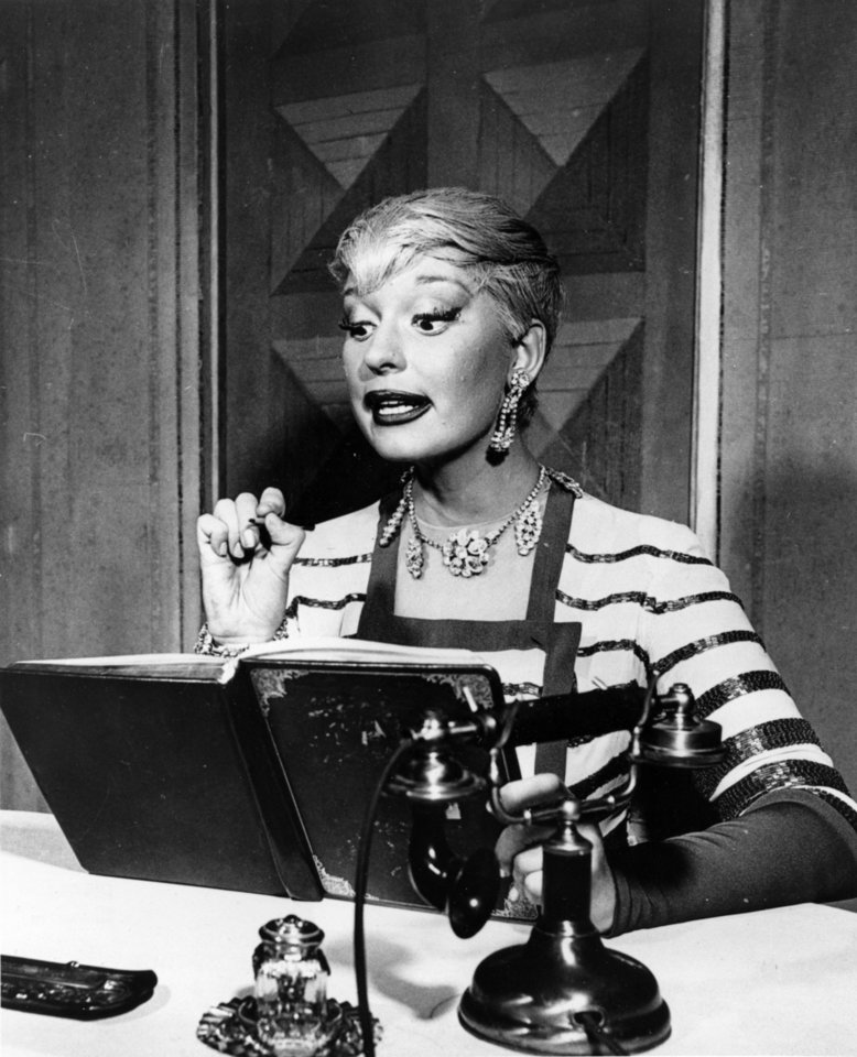 The Best Vintage Photos of Broadway Legend Carol Channing ~ Vintage ...