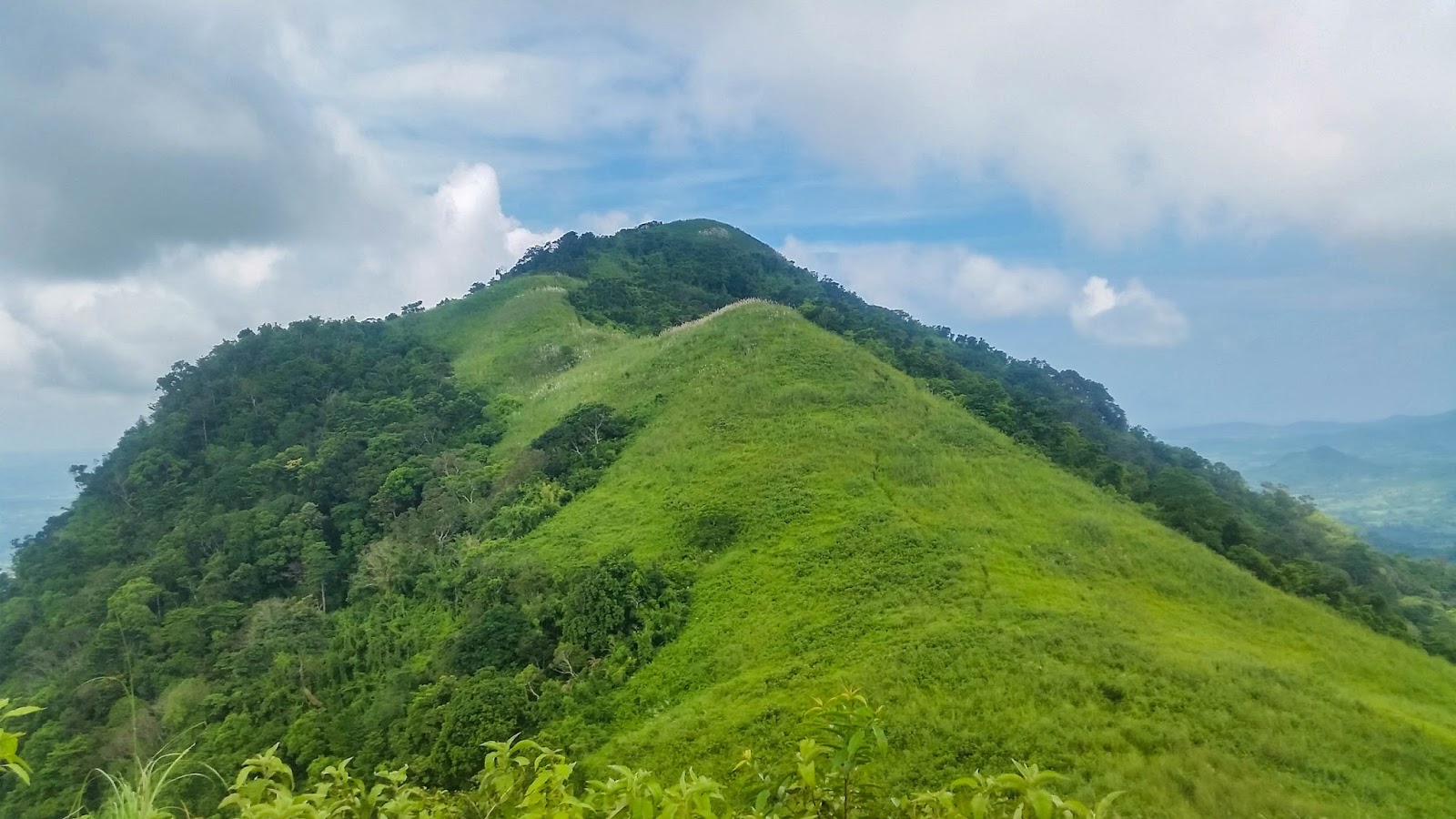 Ikalahan: Mt. Apayang