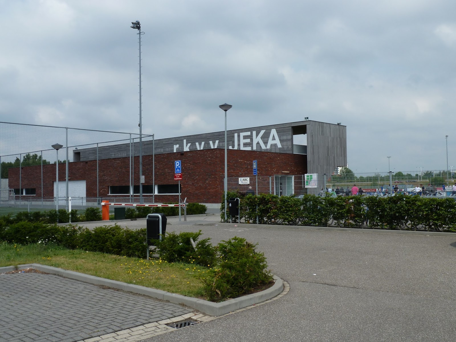 Extreme Football Tourism: NETHERLANDS: RKVV JEKA (2009-)