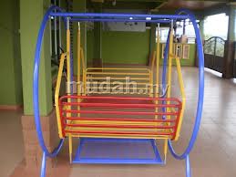 LANGKAH TARI JEMARI: buaian besi..