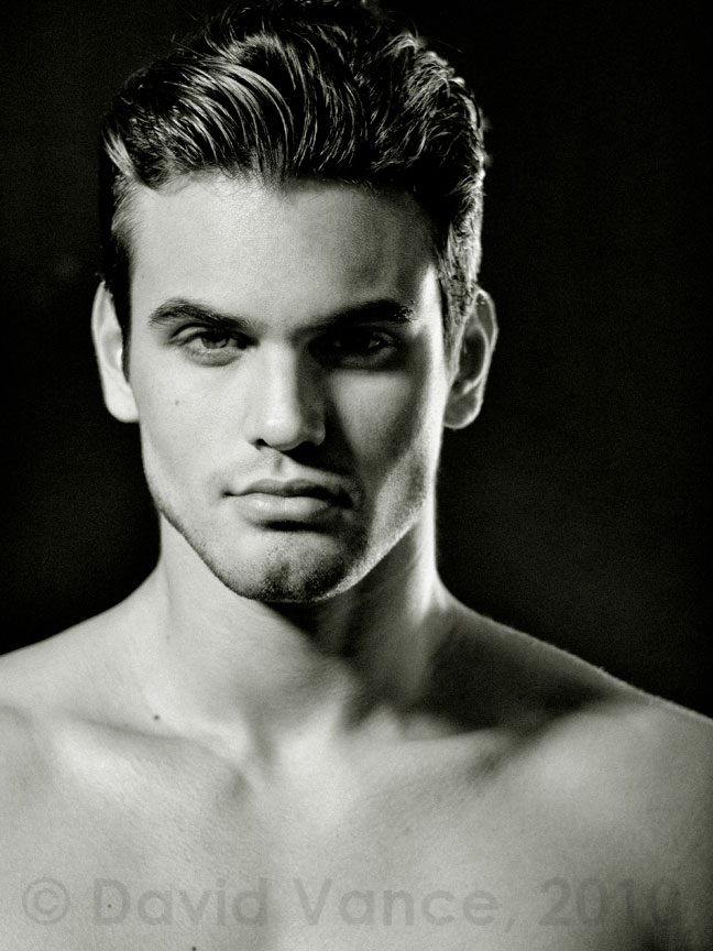 L'Homme du Jour: LEONARDO CORREDOR