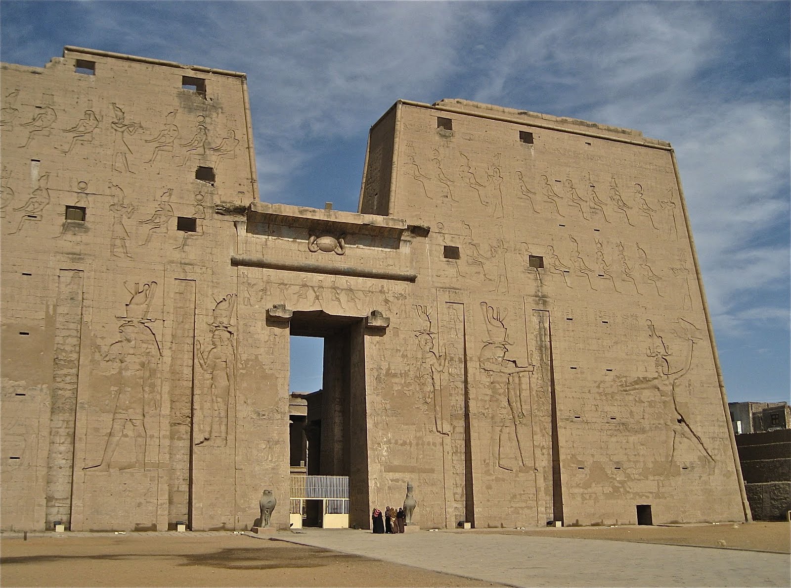 Riphenburg/Egypt: Edfu (إدفو)