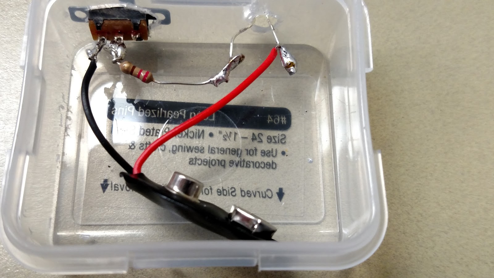 Can I add glitter?: Simple Circuit - 9v LED flashlight