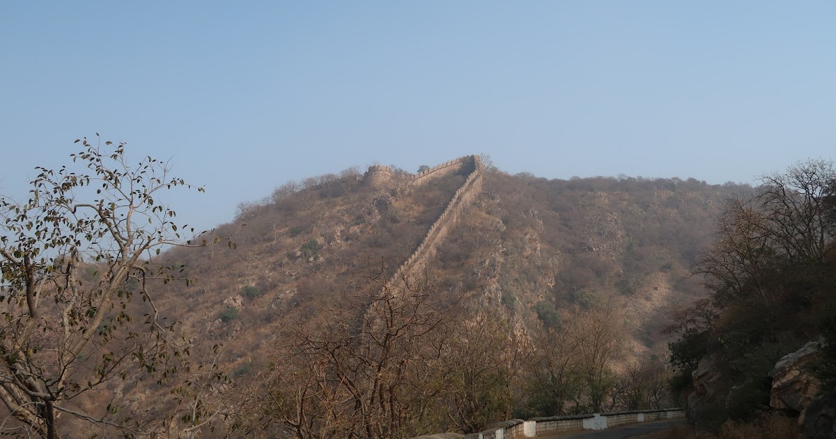 BALA QUILA FORT: A PLACE YOU CANNOT MISS