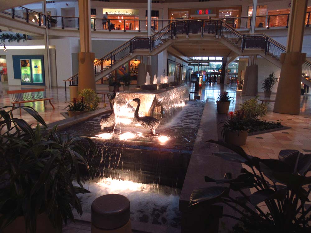 Sky City: Retail History: Exton Square Mall: Exton/West Whiteland ...