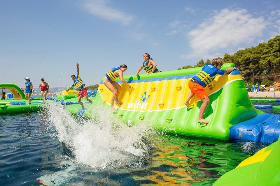 Lac Simon "One Lake - One Chance": Le Centre Touristique du Lac-Simon ...