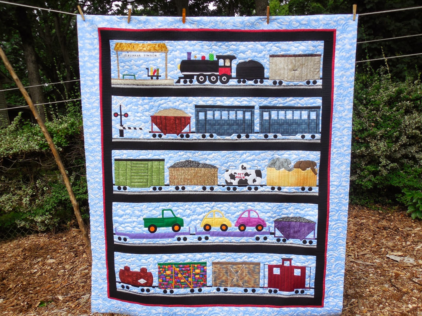 Tanderwen Quilts: Alice's train quilt