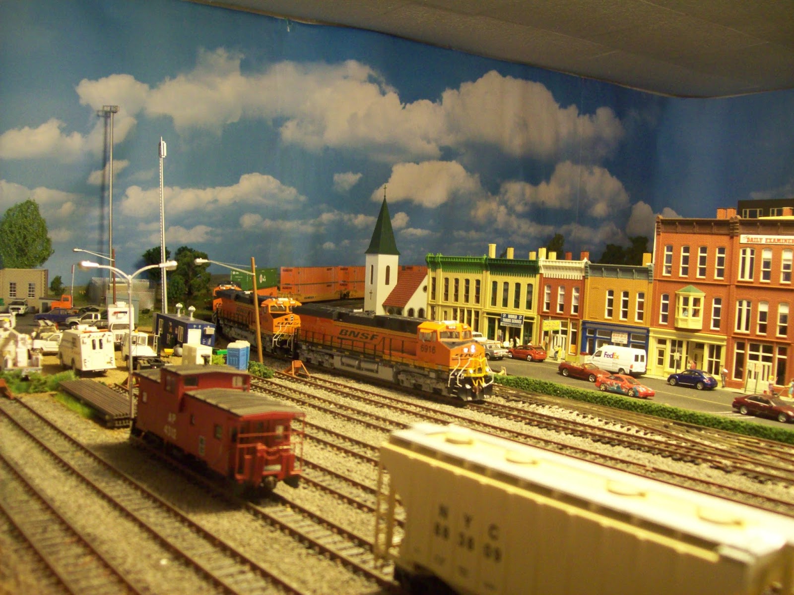 AP&WRR: THE ORANGE TRAIN!