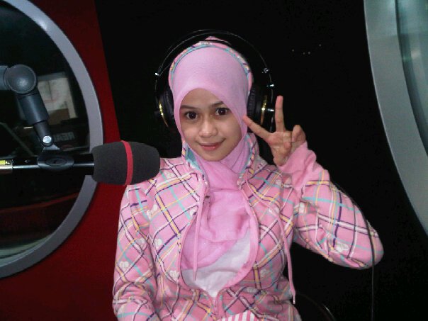 **TqahMisdar**: ~I adore Heliza Hilmi~