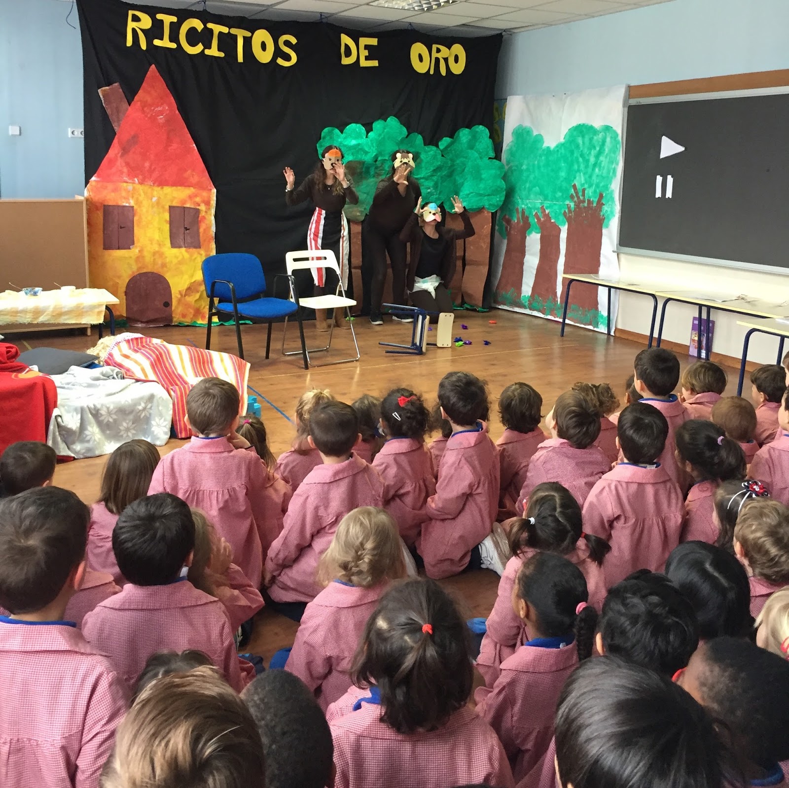 Pintando sonrisas de colores: Ricitos de oro y los tres osos.