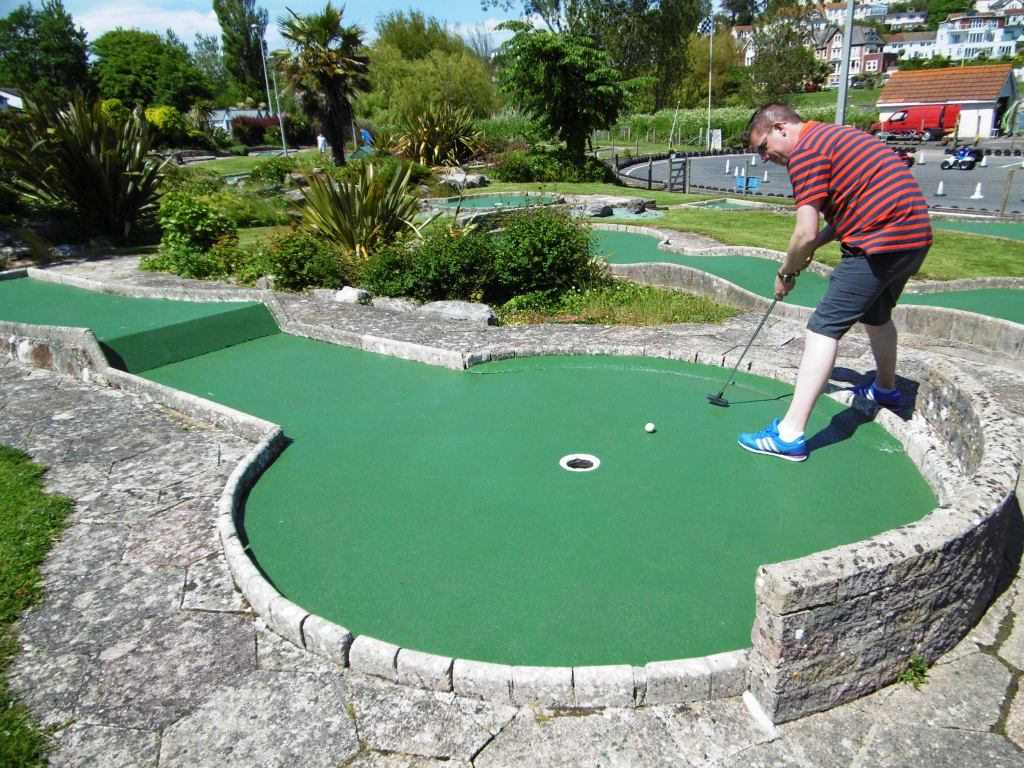 The Ham and Egger Files: Mini Golf in the South West of England