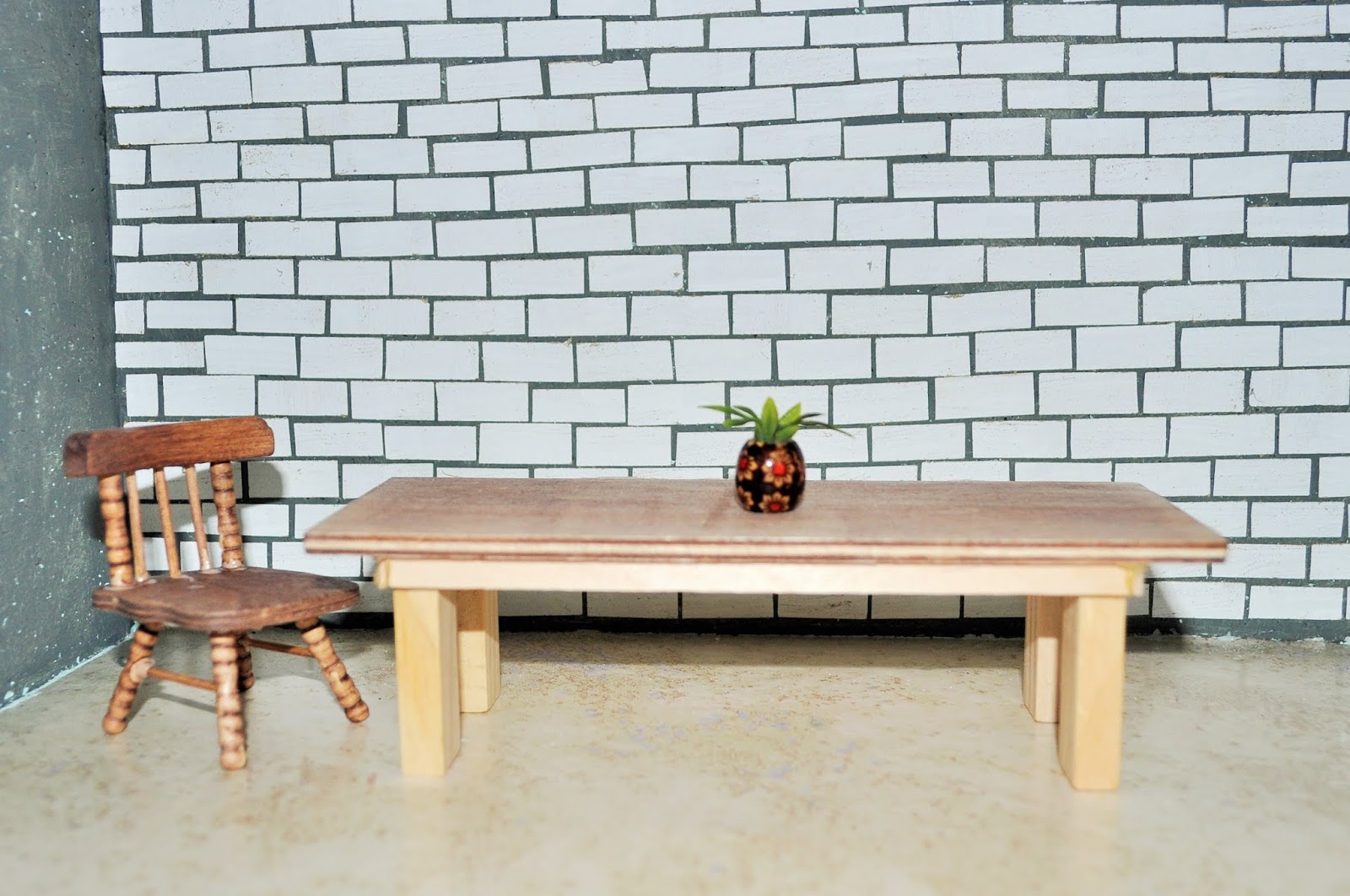 Mind The Little Things: Miniature Kitchen Table