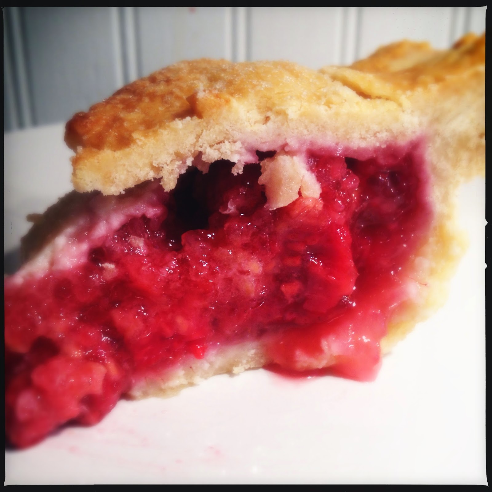SOUNDING MY BARBARIC GULP!: Old Fashioned Raspberry Pie with Hot Water ...