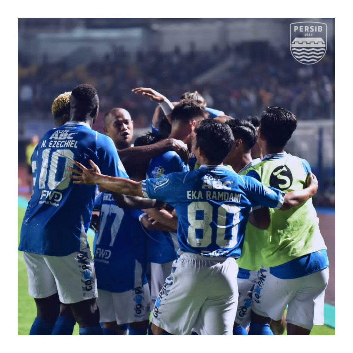 Tribute to Legends - Persib Bandung 2018 Home Jersey ~ ceritajersey