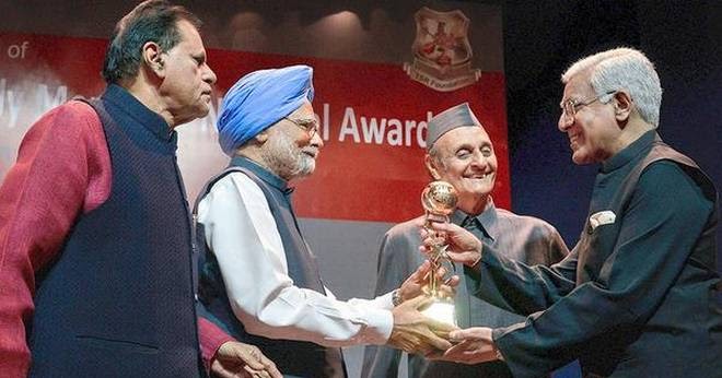 Karan Thapar Bags G.K. Reddy Memorial Award 2018 | Indian Celebrity Events