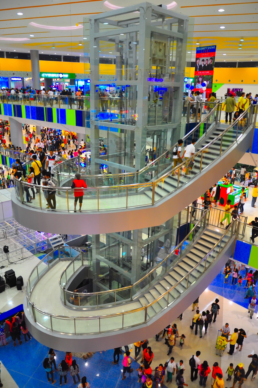 Von Lakwatsero: SM Gensan Opening