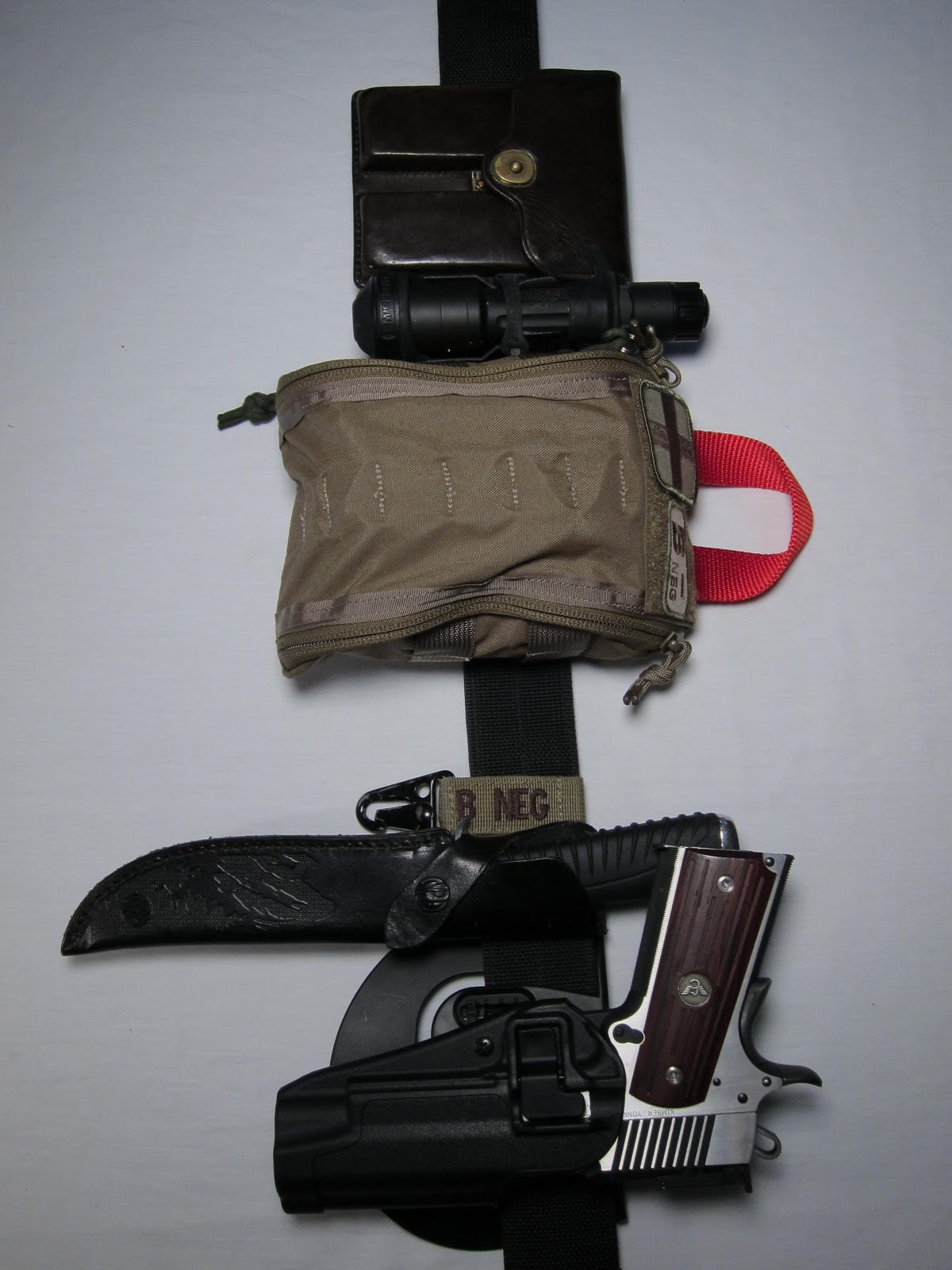 Red Crow Gear: Bug Out Bag Exploded View