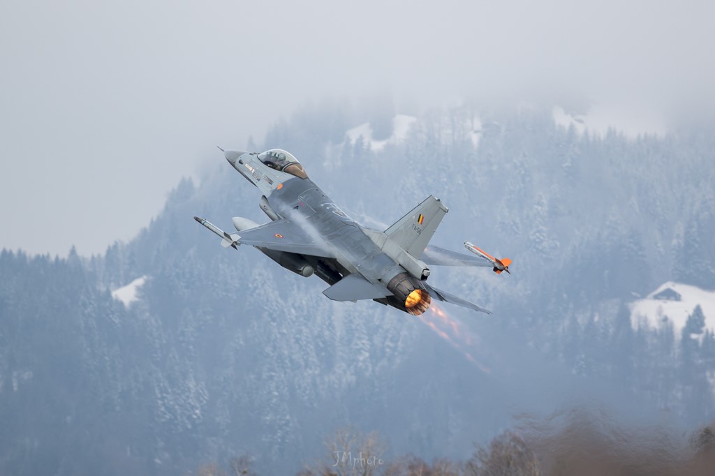 BELGIAN AND GERMAN FIGHTER JETS INTERCEPT RUSSIAN AIRCRAFT OVER BALTIC ...