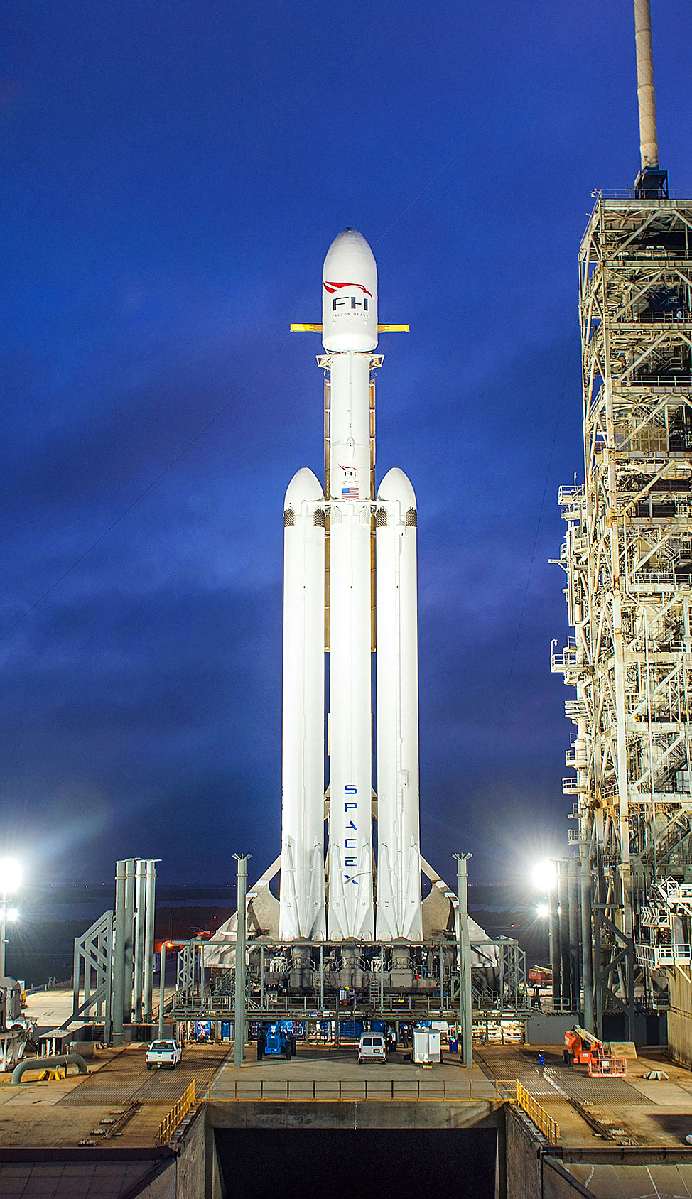 Welcome to RolexMagazine.com: Falcon Heavy Inaugural Test Flight