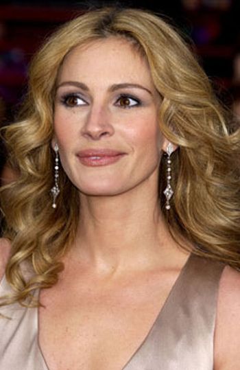 Onfolip: Julia Roberts Profile-Bio and Pictures 2012