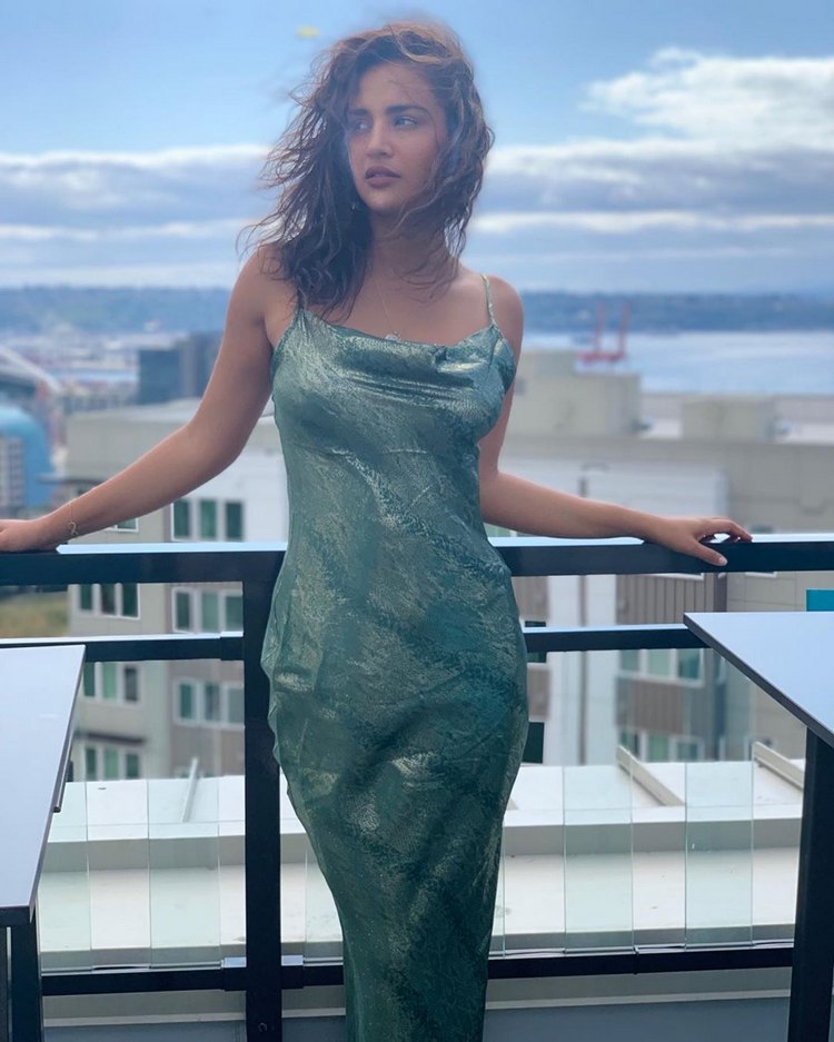 Aisha Sharmaa Latest Photoshoot Stills